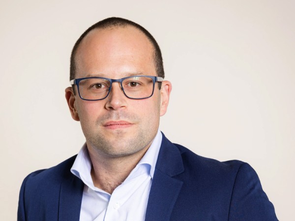 Ken Van Weyenberg | Allnews